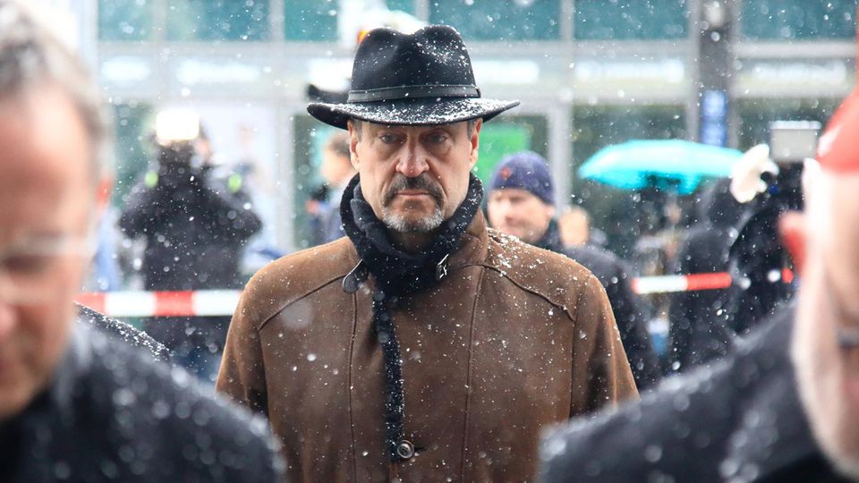 Markus Söder fordert sofortige Abschiebe-Verhandlungen mit Taliban | STERN.de