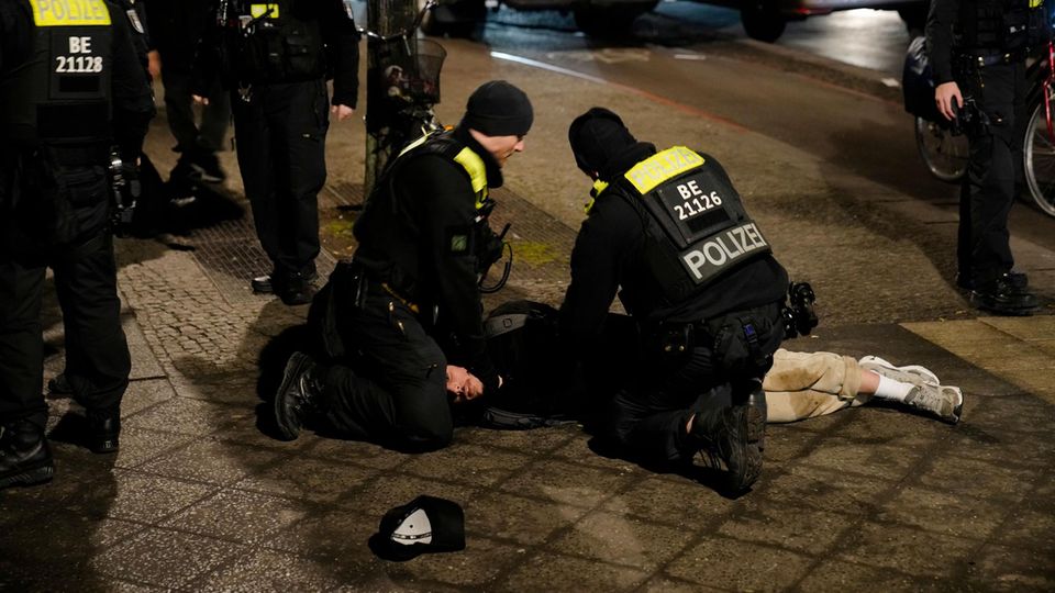 Berlin: Was über die Messerattacke am Holocaust-Mahnmal bekannt ist | STERN.de