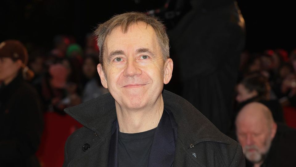 Berlinale: "Drømmer" von Regisseur Haugerud gewinnt Goldenen Bären ...