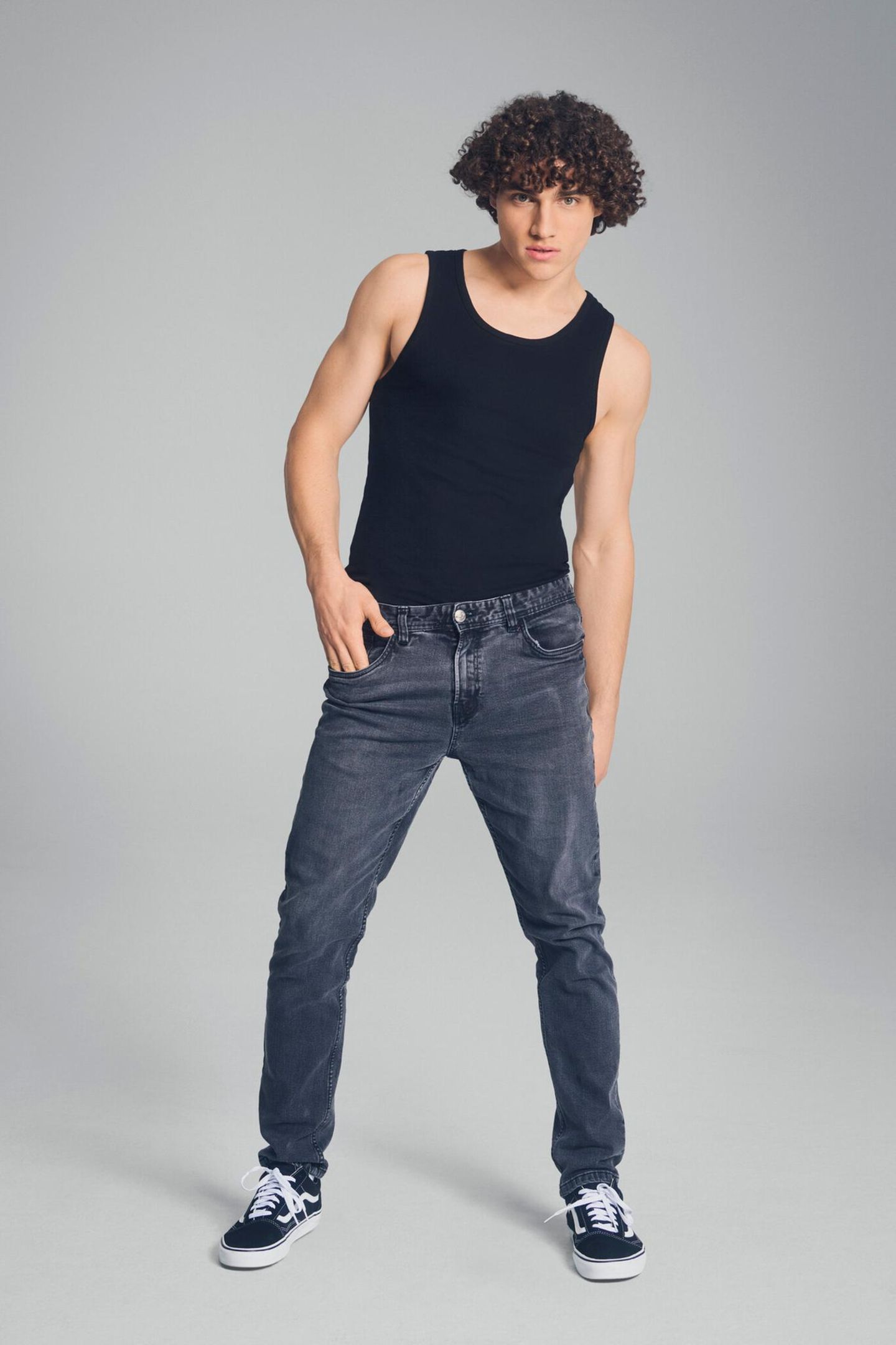 GNTM 2025: Das sind die 25 Männer-Models der 20. Staffel | STERN.de