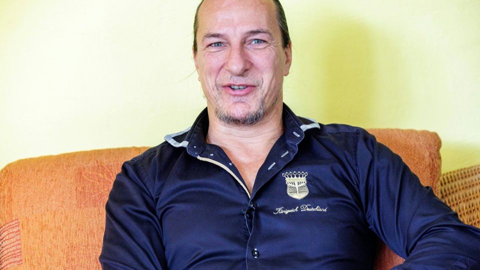 Selbsternannter König von Deutschland: Haftstrafe gegen Fitzek ...