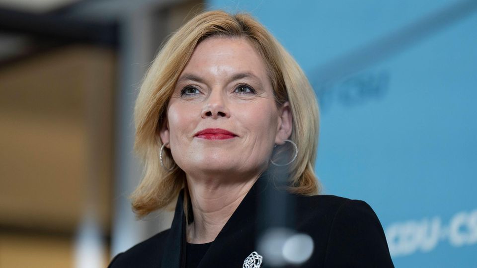 Julia Klöckner ist Bundestagspräsidentin: Ihre Karriere und Skandale | STERN.de