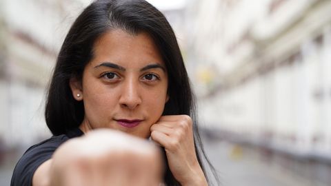 Box-Weltmeisterin Dilar Kisikyol: So boxte sie sich durchs Leben | STERN.de