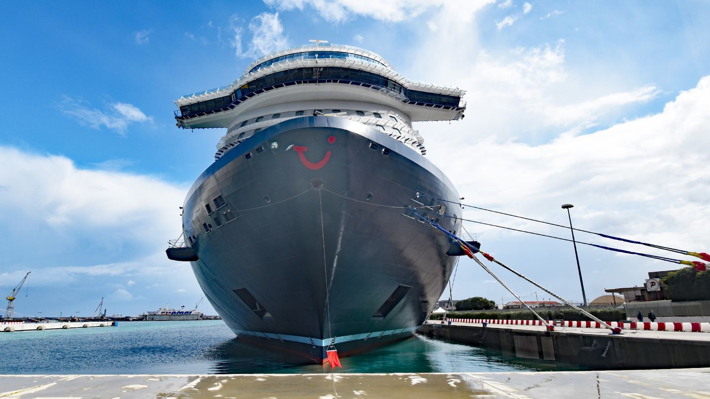 TUI Cruises’ “Mein Schiff Relax”: A Deep Dive into the Future of ...