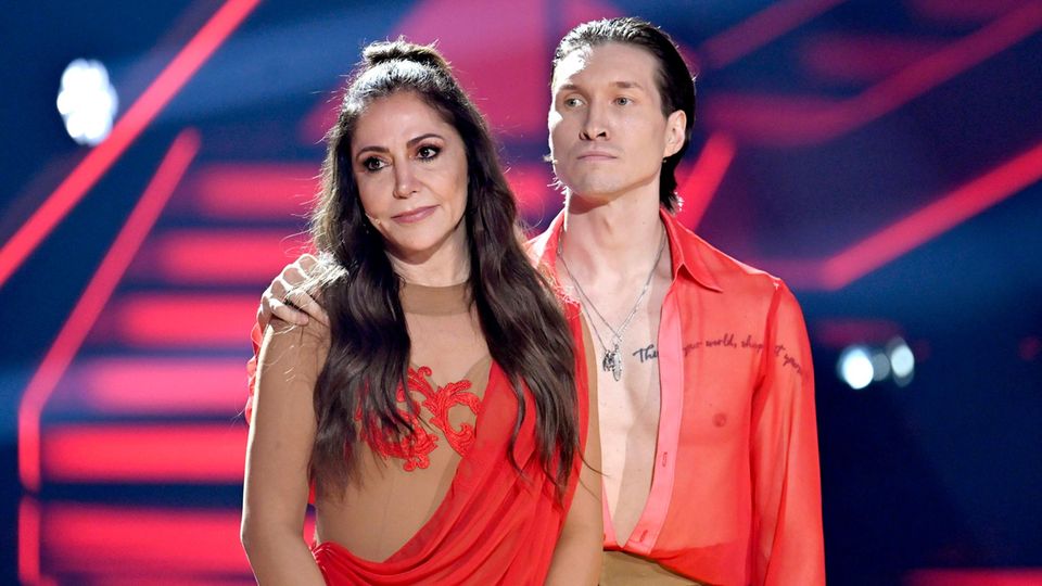 Vip News: Prinzessin Kate posiert mit Rugby-Spielerinnen und Cowboyhut ...