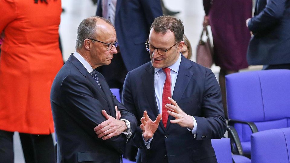 Jens Spahn als Fraktionschef – er schielt schon auf die Merz-Nachfolge ...