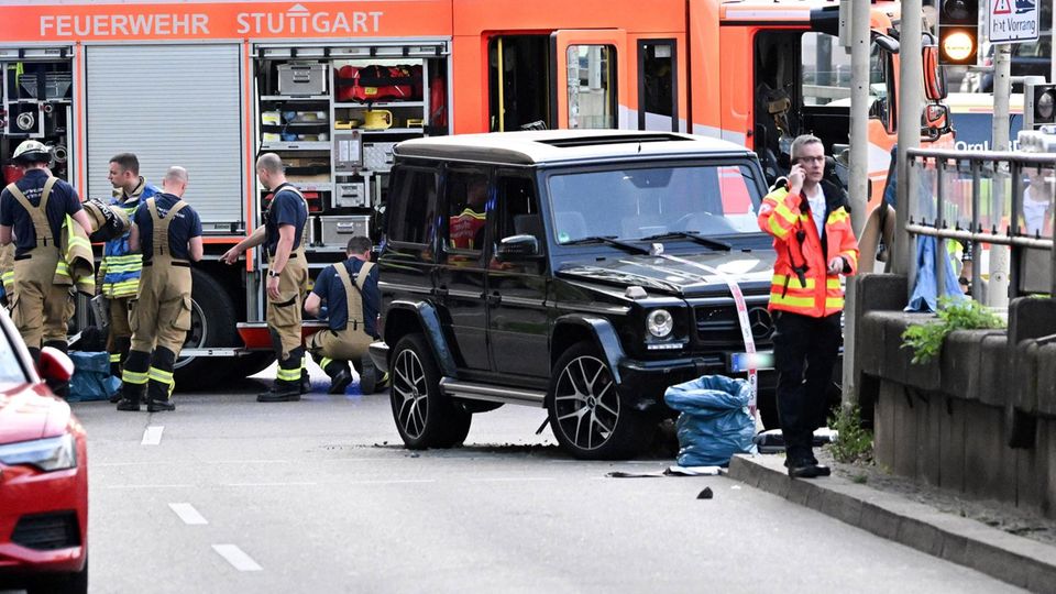 Unfall in Stuttgart: Eine Tote, 7 Verletzte – Fahrer meldet sich zu Wort | STERN.de