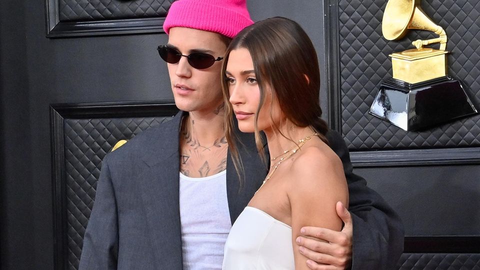 Hailey Bieber: Sie verteidigt Ehe mit Justin Bieber | STERN.de
