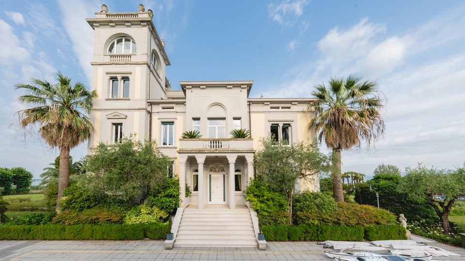 René Benko: Diese Stücke aus seiner Luxus-Villa können Sie ersteigern | STERN.de