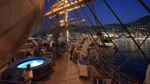 Segelkreuzfahrt "Royal Clipper": Fünf Masten und ein Traum von Freiheit ...