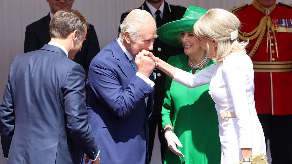 Emmanuel und Brigitte Macron treffen Kate, William und König Charles ...