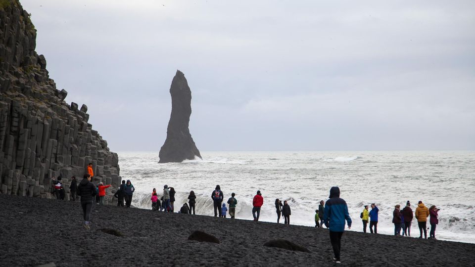 Island: Kind aus Deutschland an weltbekanntem Strand ertrunken | STERN.de