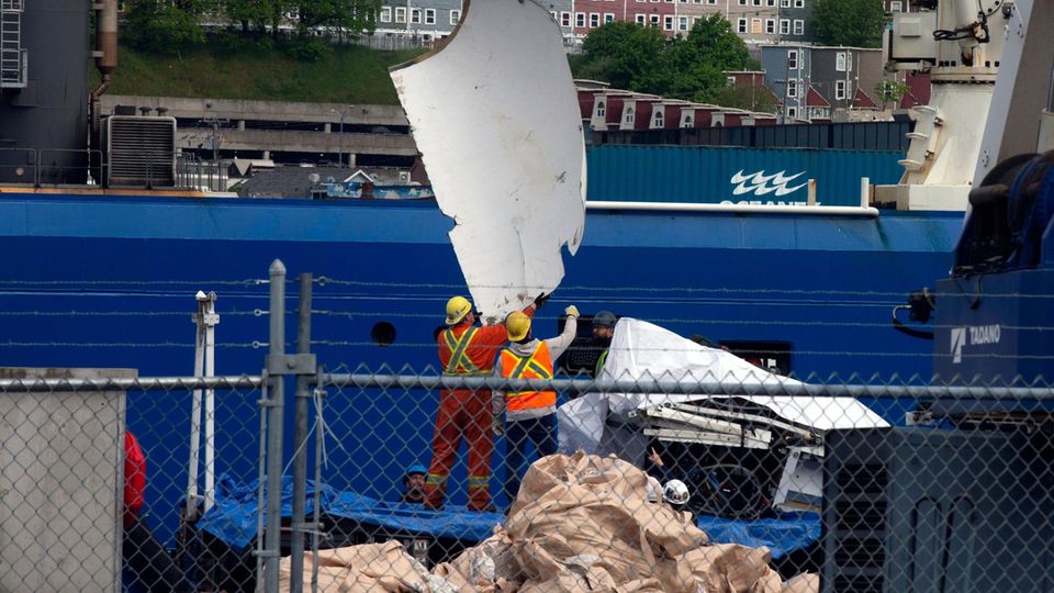 "Titan"-Unglück: Bericht zeigt, warum das U-Boot implodierte | STERN.de
