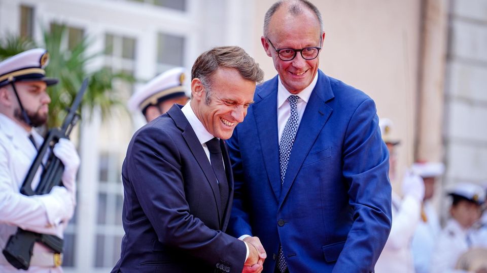 Merz und Macron: Können diese beiden Männer Europa retten? | STERN.de