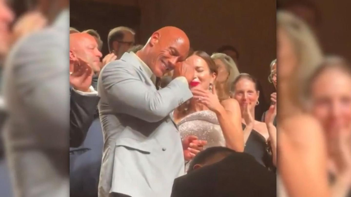 Neuer Film: The Rock bei Premiere zu Tränen gerührt | STERN.de