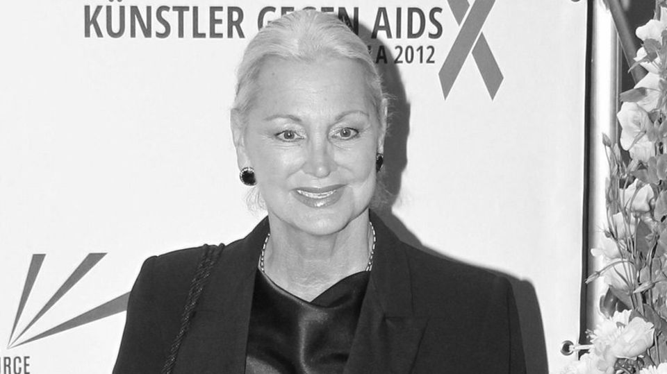 Anja Hauptmann: Trauer um Schlagersängerin – sie wurde 84 Jahre alt | STERN.de