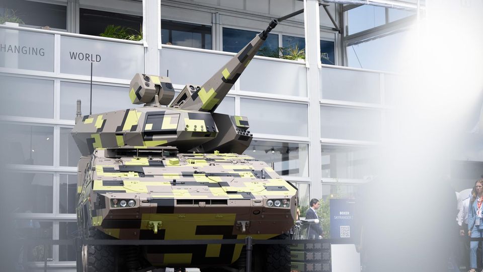 Bericht: Deutschland bestellt 600 Skyranger-Panzer für Drohnenabwehr ...