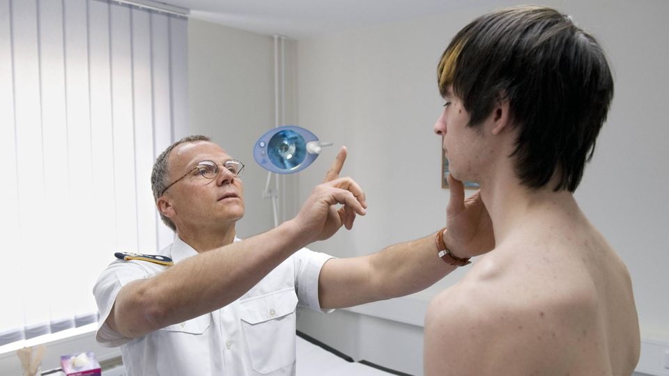 Wehrdienst: Musterung als kostenlosen "Fitnesstest" betrachten? | STERN.de