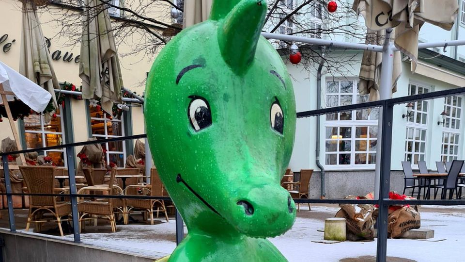 Helme Heine ist tot: Er zeichnete den Tabaluga-Drachen | STERN.de