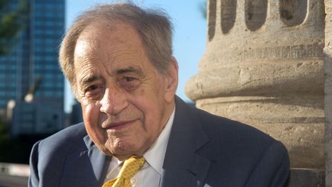 Arthur Cohn: Der Filmproduzent und Oscarpreisträger ist tot | STERN.de