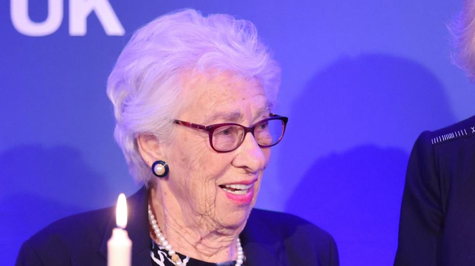 Eva Schloss: Anne Franks Stiefschwester und Holocaust-Überlebende tot ...