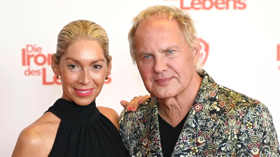 Uwe Ochsenknecht wird 70: Ein wilder Ritt durch sein Leben in Bildern ...
