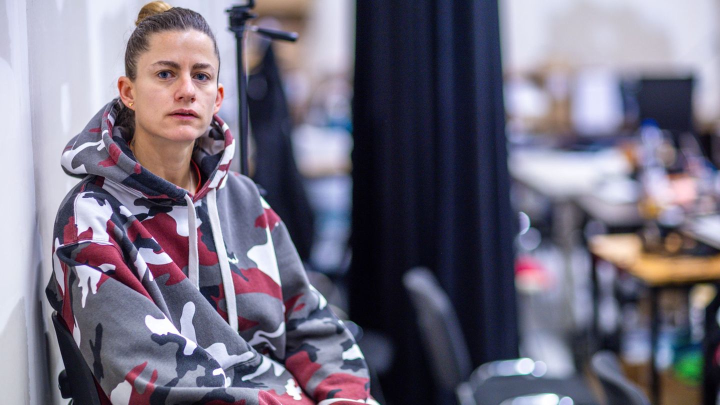 Theater: Holzinger-Stück "A Year without Summer" bei Theatertreffen ...