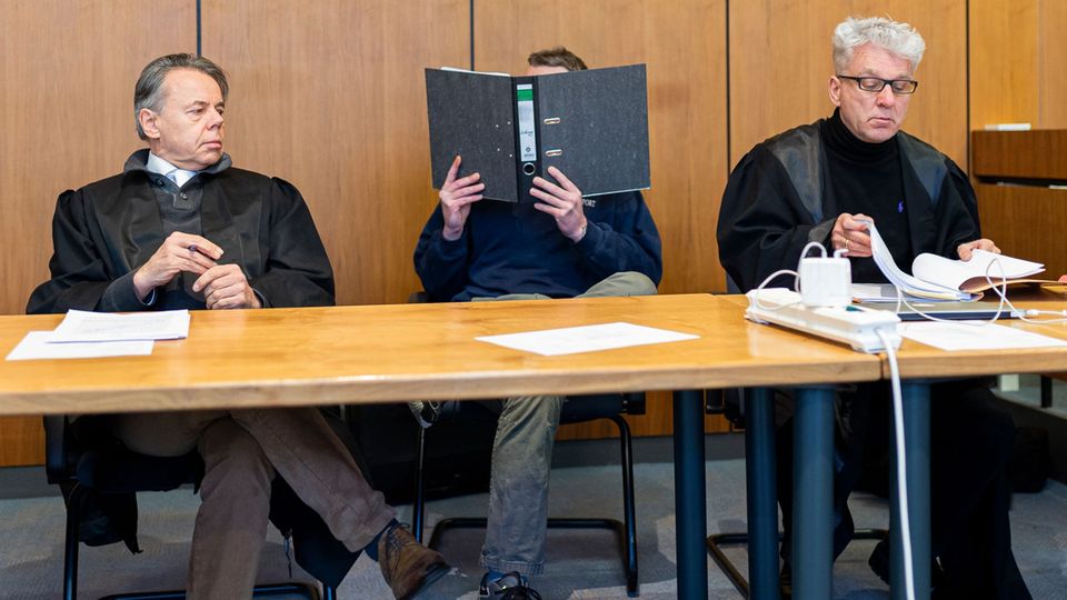 Tod einer 38-Jährigen: Ex-Partnerin erschlagen - Anklage verlangt ...