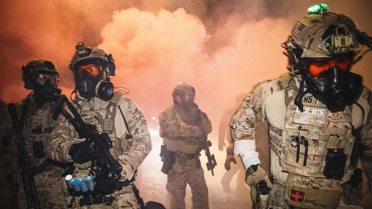 Minneapolis: Trump threatens military use against protests - 24 Hours World