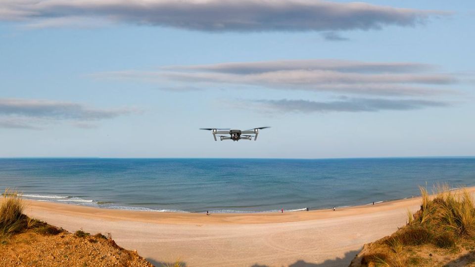 No-Gos im Urlaub: Hier sind Sandburgen und weite Badehosen verboten ...