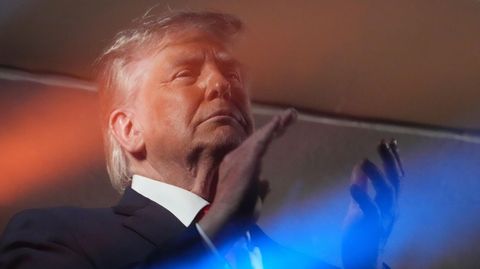 Donald Trump kassiert bei NBA-Spiel in New York Buh-Konzert | STERN.de