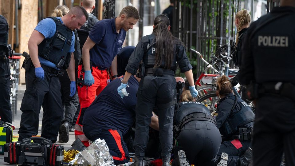 Mitten in Frankfurt: Polizei schießt am Hauptbahnhof auf Mann | STERN.de