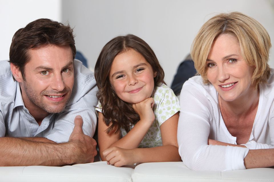 "Eltern"-Studie: Eigene Ansprüche stressen Eltern am meisten | STERN.de