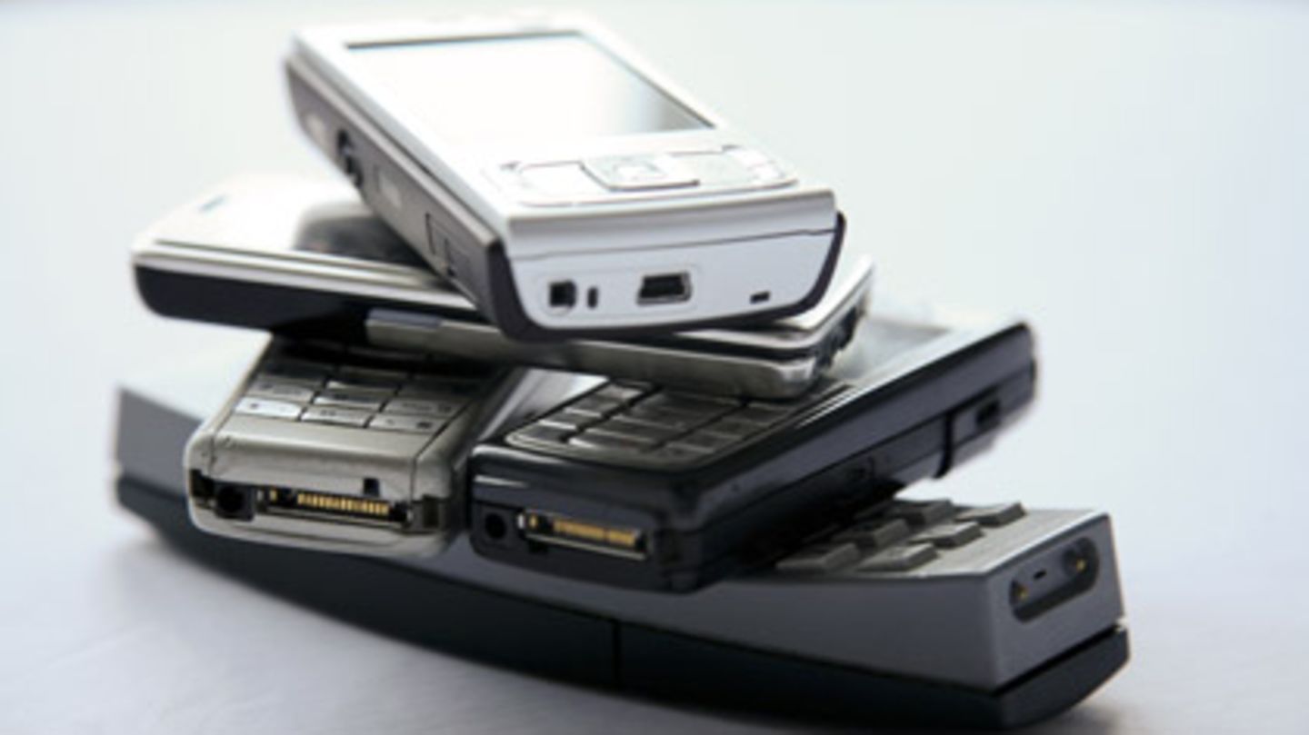 Umkämpftes Coltan: Der Stoff, aus dem die Handys sind | STERN.de