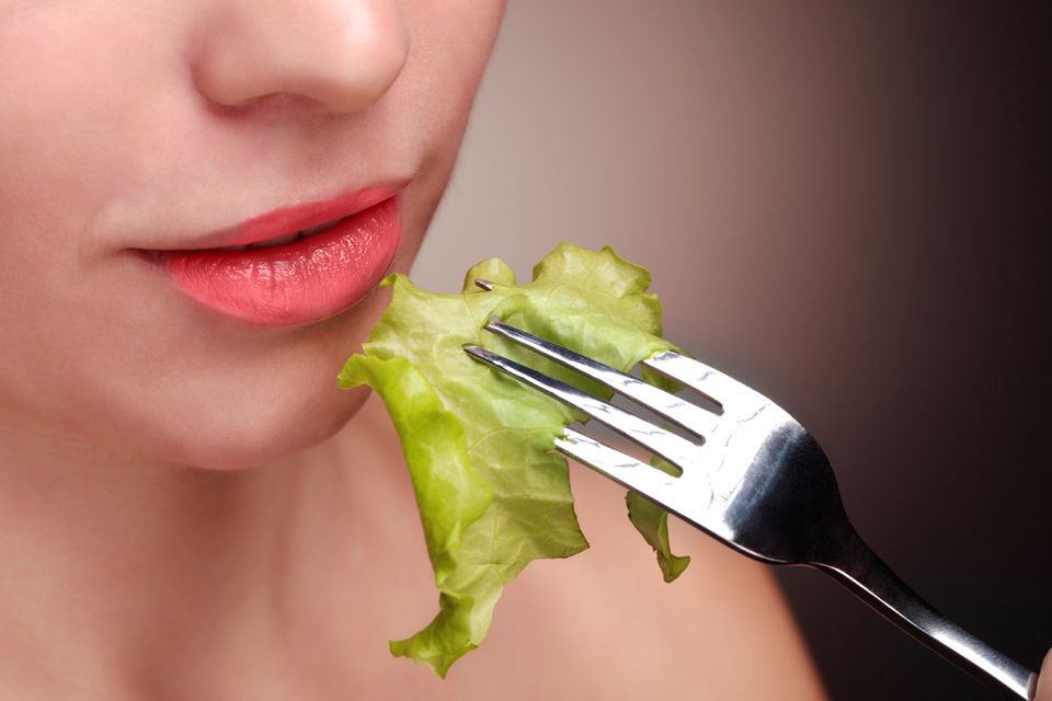 Fasten in Teilzeit: Fünf Tage essen, zwei Tage darben | STERN.de