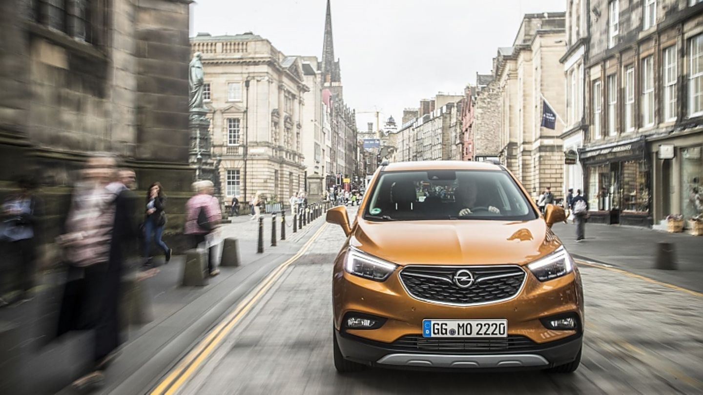 Opel Mokka X Der beste Mini-SUV fürs kleine Abenteuer | STERN.de