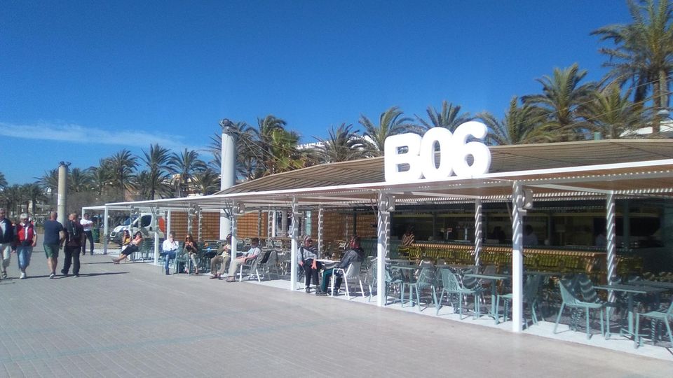 Ballermann 6 war einmal: Beach Club Six übernimmt auf Mallorca | STERN.de