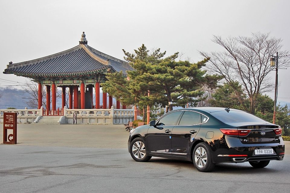 Kia K7 Hybrid: Mehr als nur eine Alternative | STERN.de