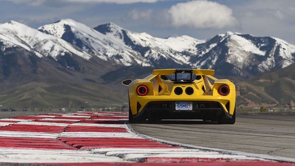 Ford GT 347 km/h - so schnell ist Fords Superflunder | STERN.de