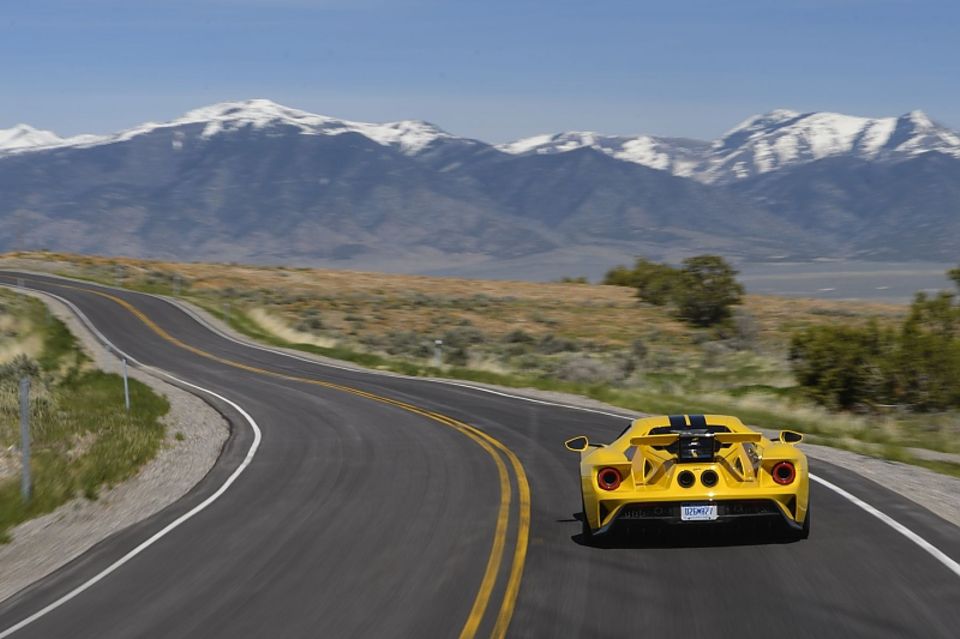 Ford GT 347 km/h - so schnell ist Fords Superflunder | STERN.de
