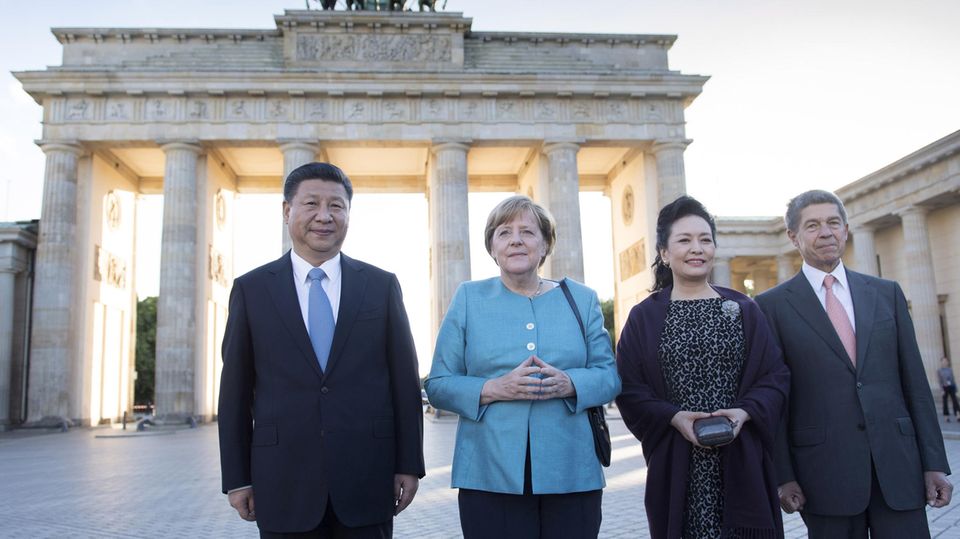 Angela Merkel trifft Chinas Staatschef Xi Jinping | STERN.de Angela Merkel trifft Chinas Staatschef Xi Jinping | STERN.de