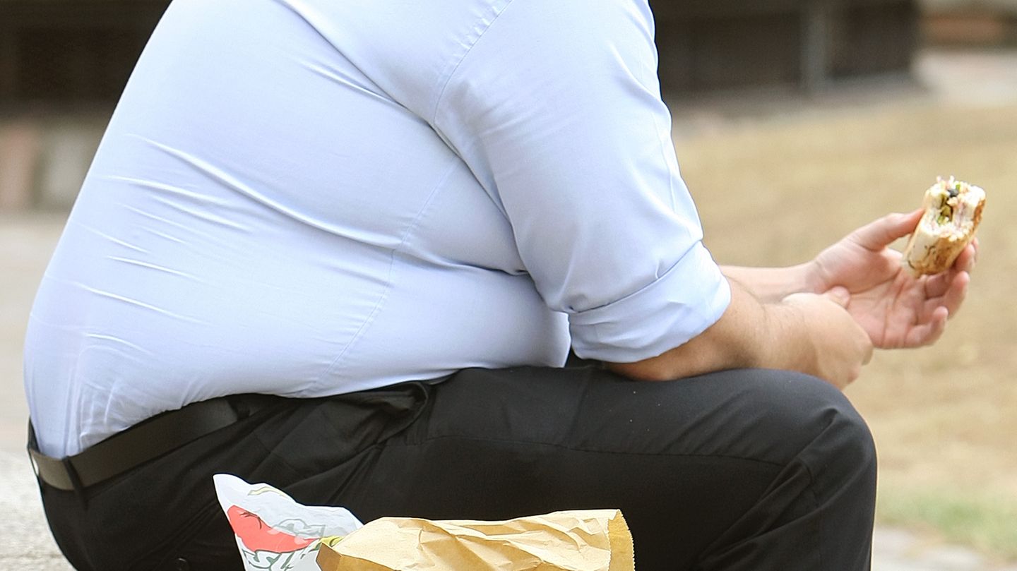 Fettleibigkeit: Die traurige Geschichte eines Jungen, der sich zu Tode ...