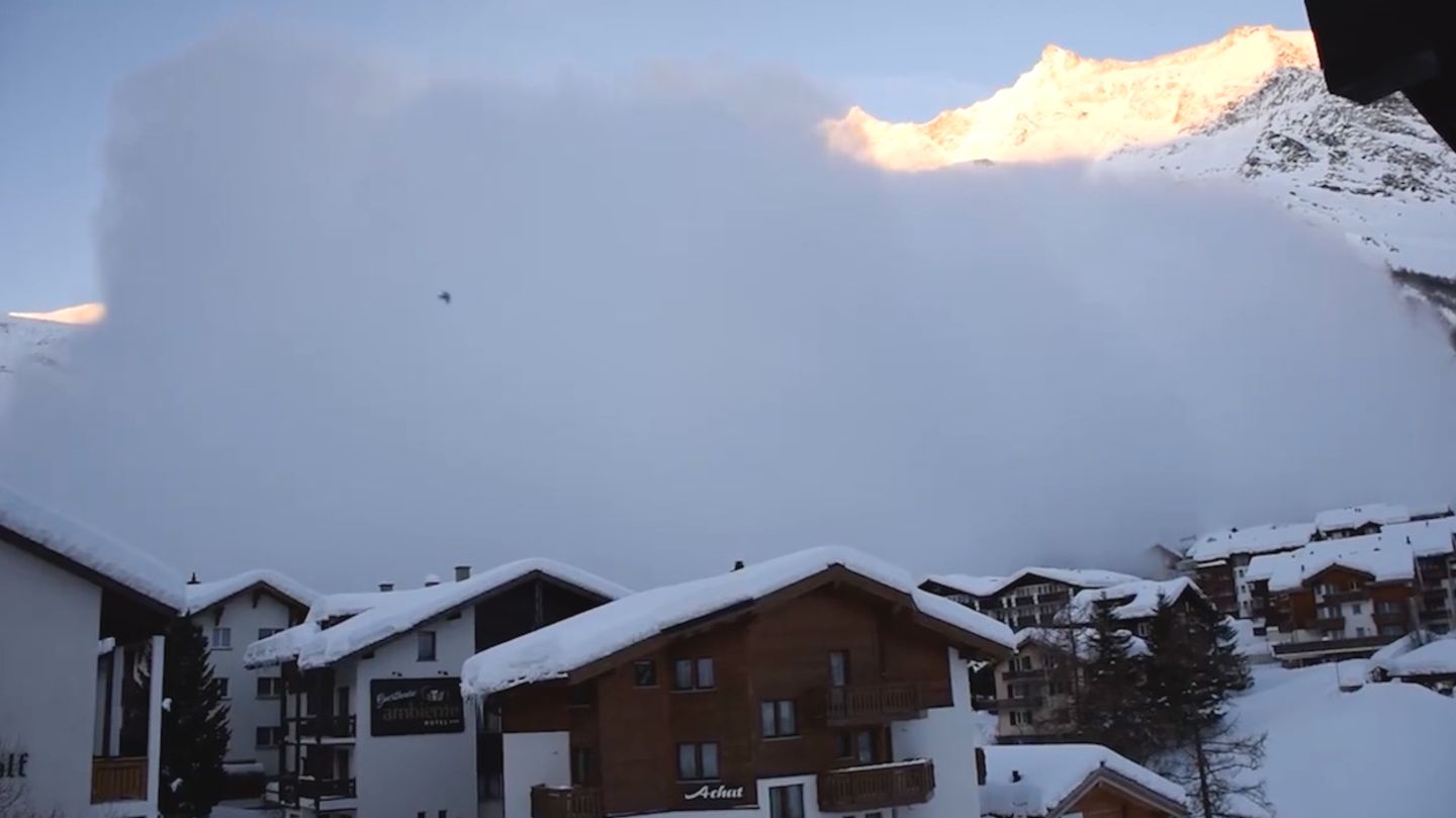 Gigantische Lawine überrollt binnen zwei Minuten Schweizer Winterort ...