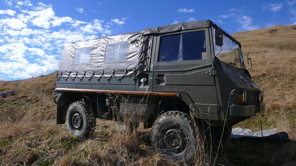 Pinzgauer – wie der härteste Offroader der Welt zum Wohnmobil wird ...