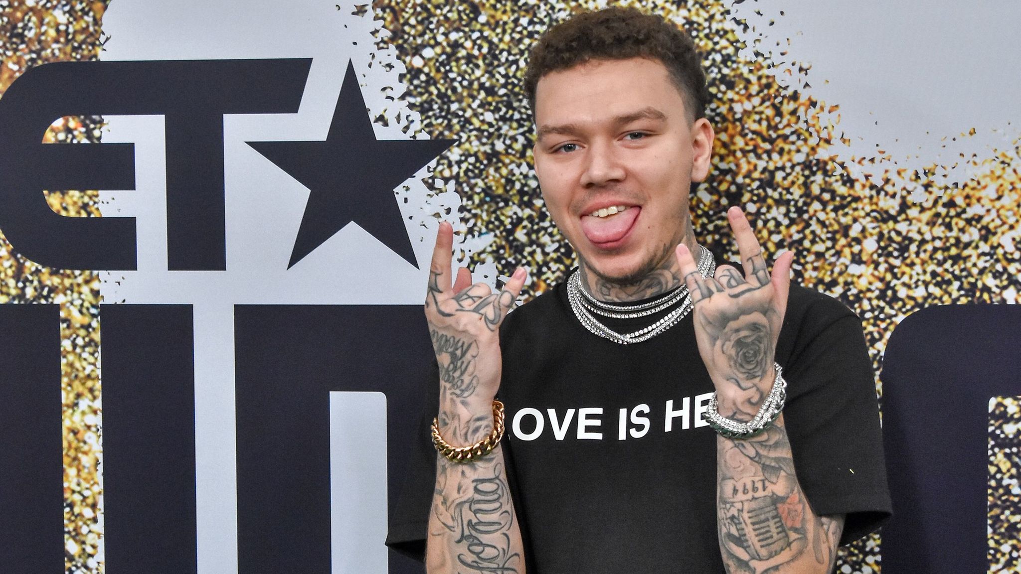 Phora Rapper