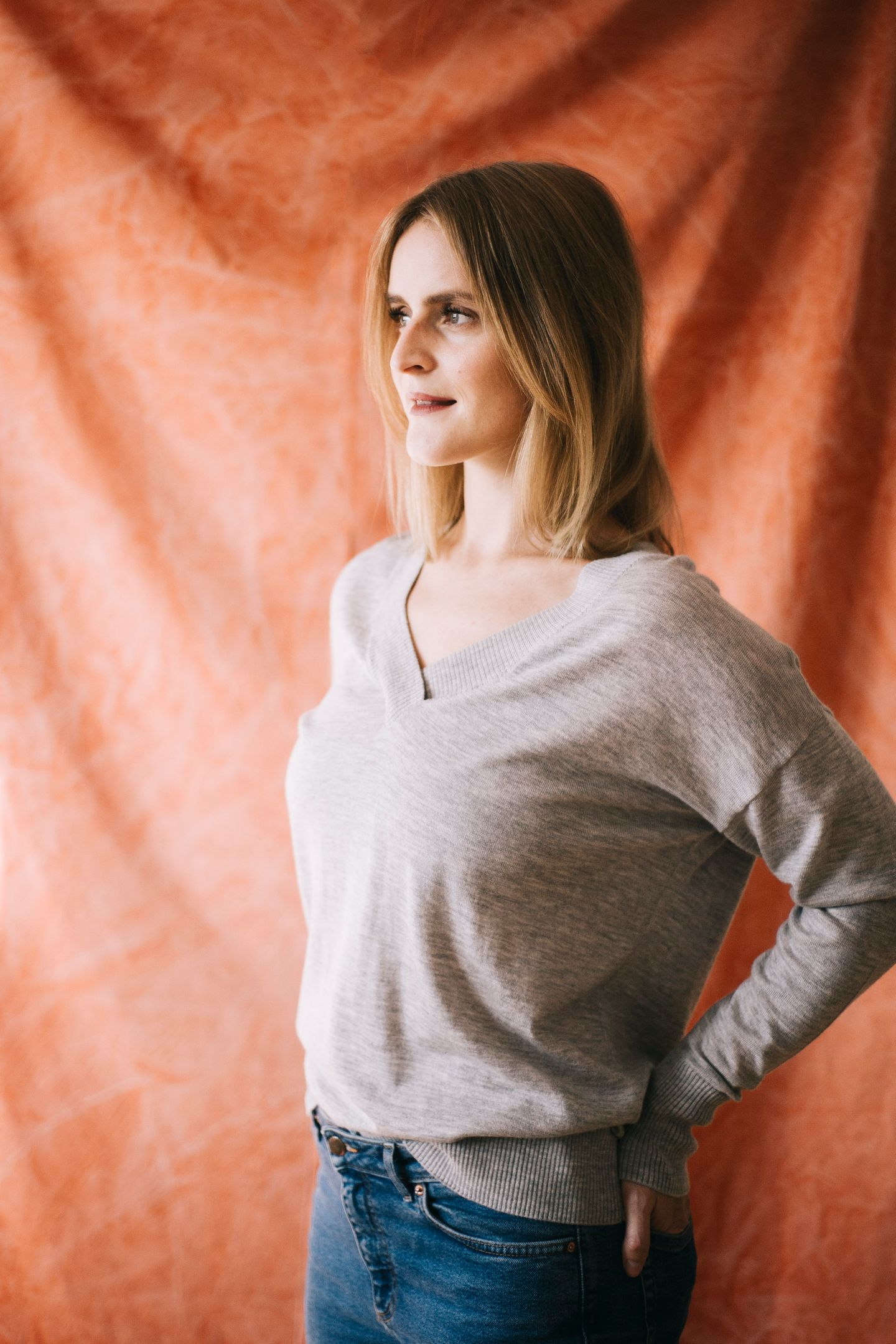 "Friends"-Selbstversuch: So aktuell ist der Look von Monica | STERN.de