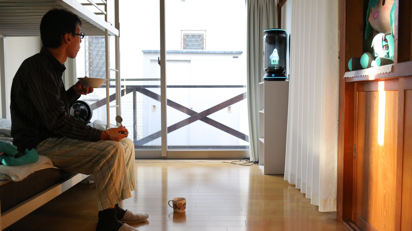 Japaner Akihiko Kondo heiratet die Liebe seines Lebens - eine ...