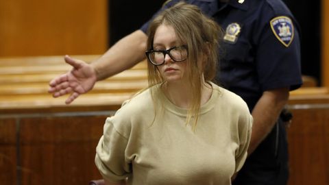 Anna Sorokin alias Anna Delvey in New York schuldig gesprochen | STERN.de