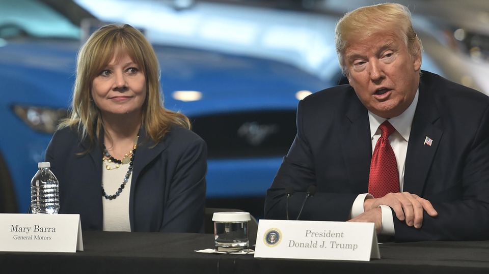 Donald Trump General Motors Chefin Mary Barra Hat Ihm Das Wochenende