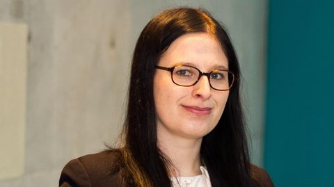 Natascha Strobl: Extremismus-Experten gegen Verbot der Identitären in ...